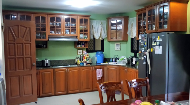 Mactan-House-319-kitchen | Mactan Properties